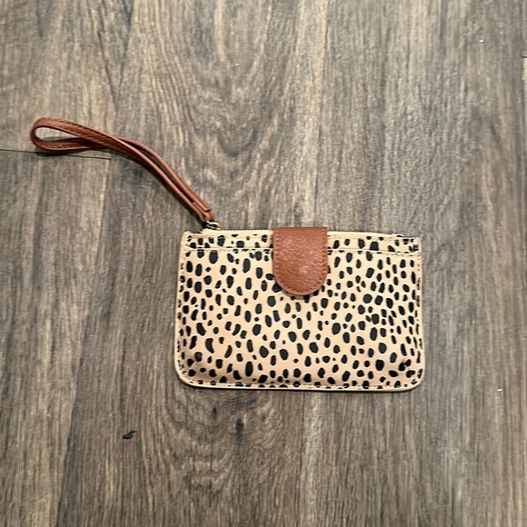 Universal Thread | Bags | Universal Thread Animal Print Wristlet | Poshmark